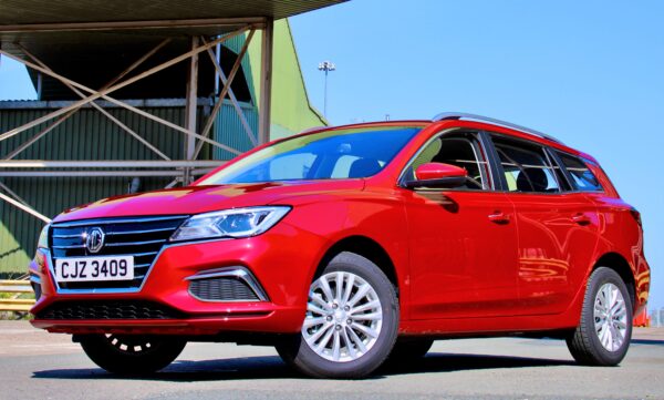 MG’s latest 5 SW opts for a ‘conventional’ approach to the EV sector ...