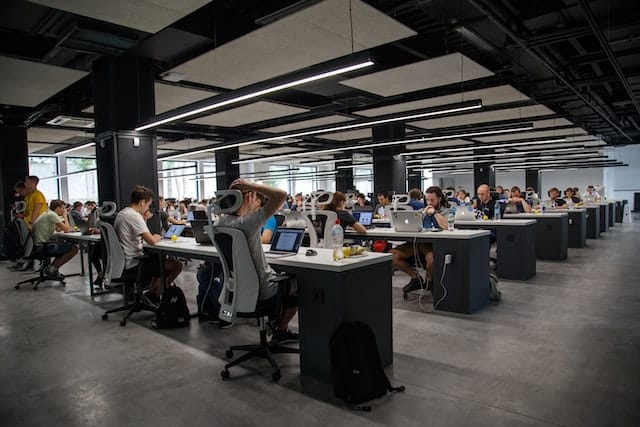10 common organizational challenges and how to overcome them - Business ...