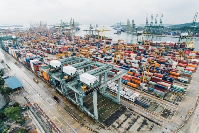 How supply chain transparency is reshaping logistics ROI in 2025 ...